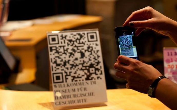 Faux QR codes : la nouvelle arnaque qui fait des ravages en vacances