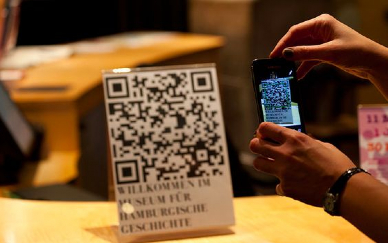 Faux QR codes : la nouvelle arnaque qui fait des ravages en vacances
