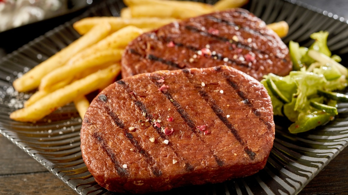 Supermarché : voici les meilleurs steaks végétaux selon 60 millions de ...